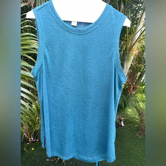 Athleta | Tops | Athleta Sleeveless Teal Breezy Tank Top | Poshmark
